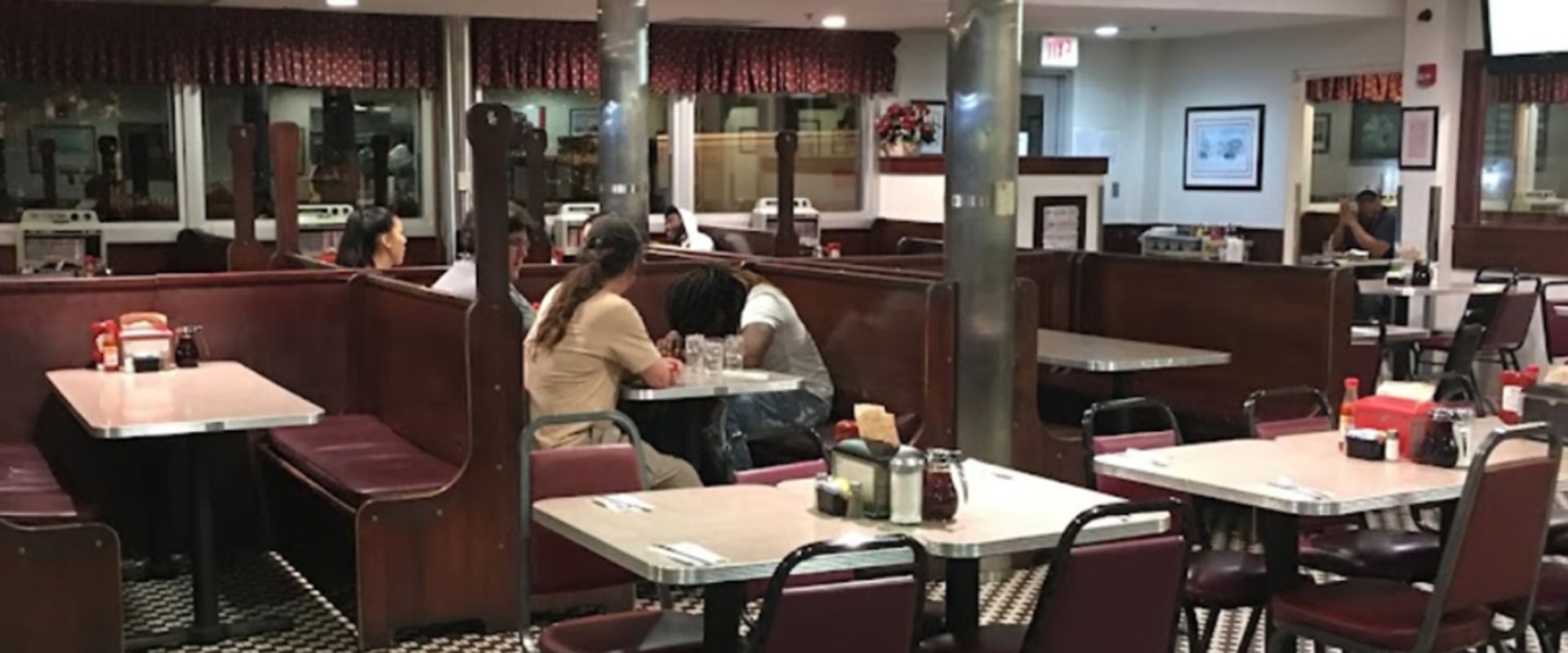 Where to Find the Silver Diner Club in Washington DC